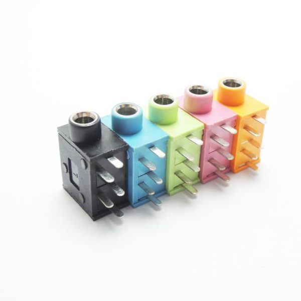 stereo-female-socket-audio-jack-5pin-for-pcb-mount-3-5mm | Makers ...