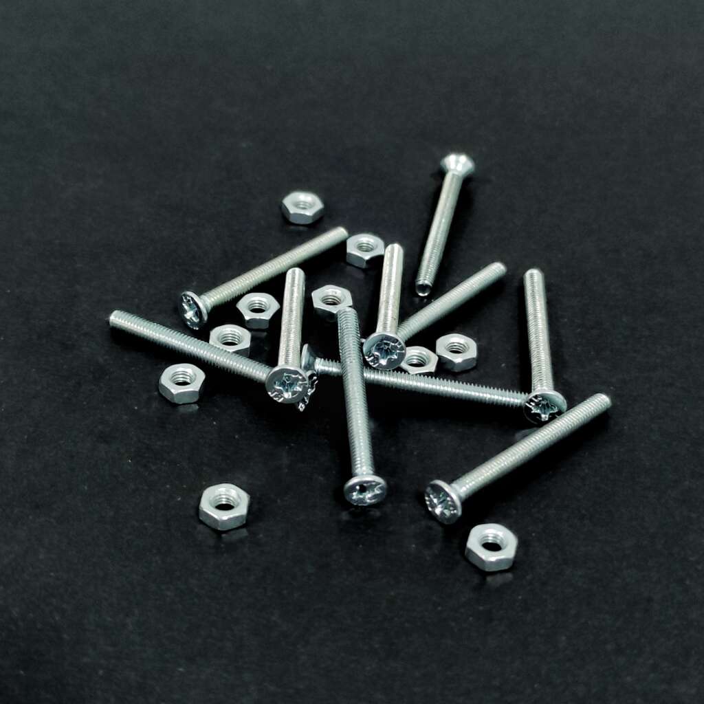M3 Screw 3X30mm with Nut 10Pcs